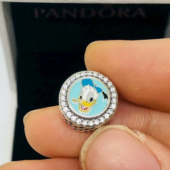Pandora | Jewelry | Pandora Disneyland Paris Exclusive Donald Duck 9 ...